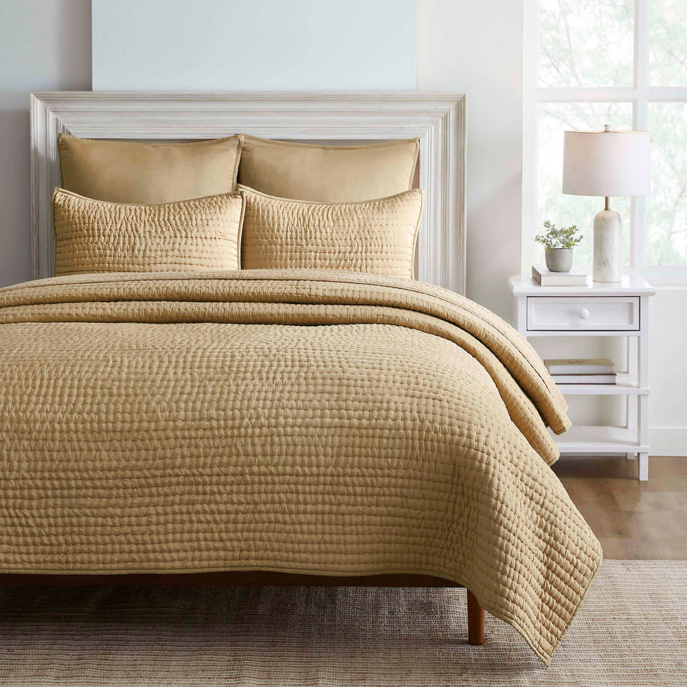 This limited collection of finest Egyptian Cotton and more high-end ...